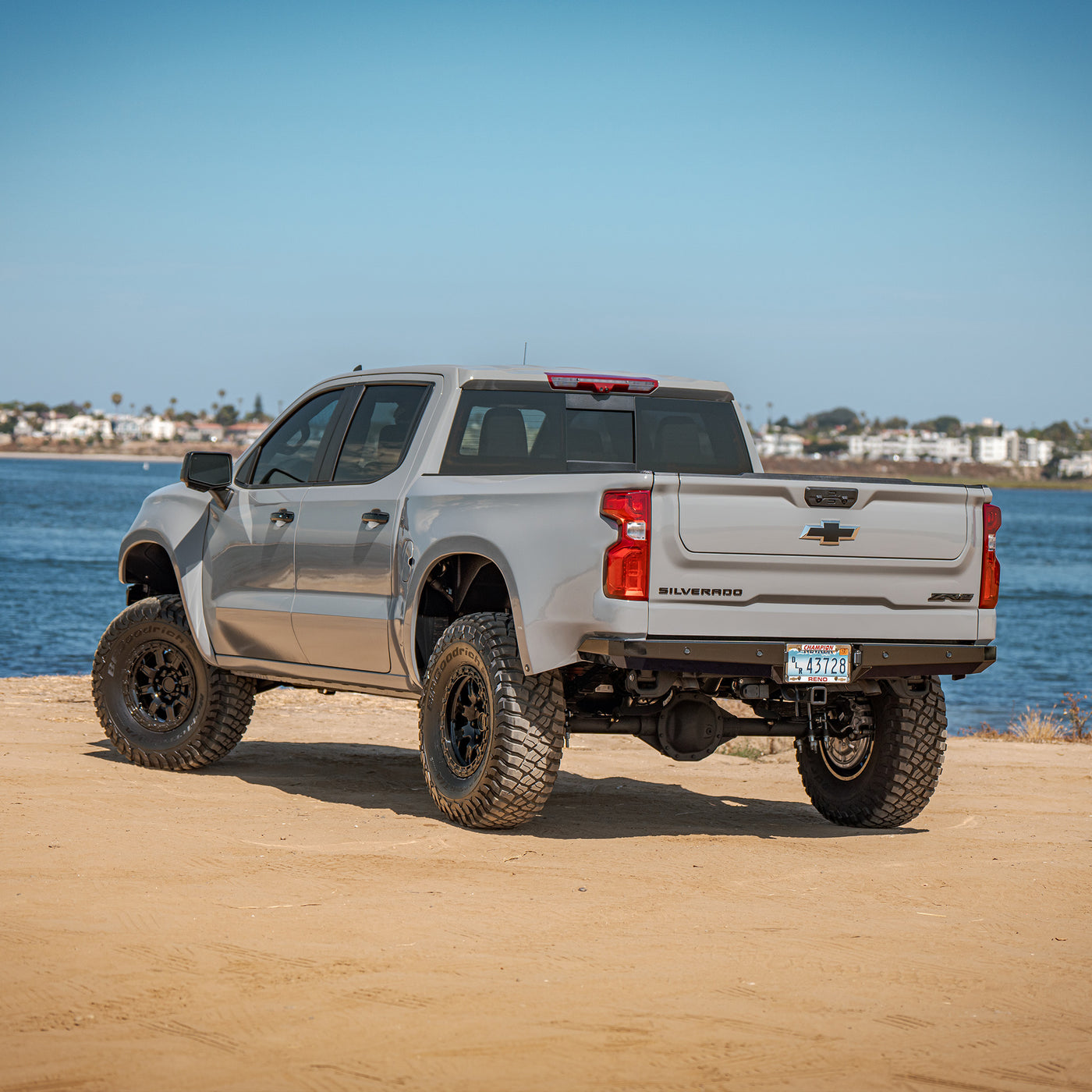 Long Travel Kit - Chevy/GMC – Dirt King